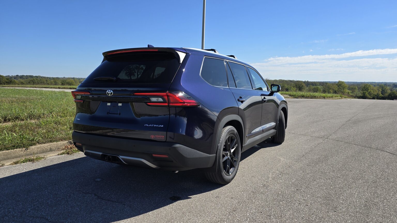 Big Rivals! 2026 Toyota Grand Highlander vs. 2026 Honda Pilot - Car ...